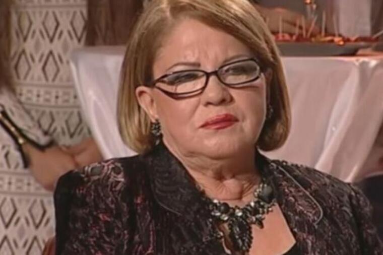 SAHRANILA JE 2 BRATA, PA SRCE ZA SINOM SASTAVLJALA: Maloletna je postala majka, a već 40 godina ...